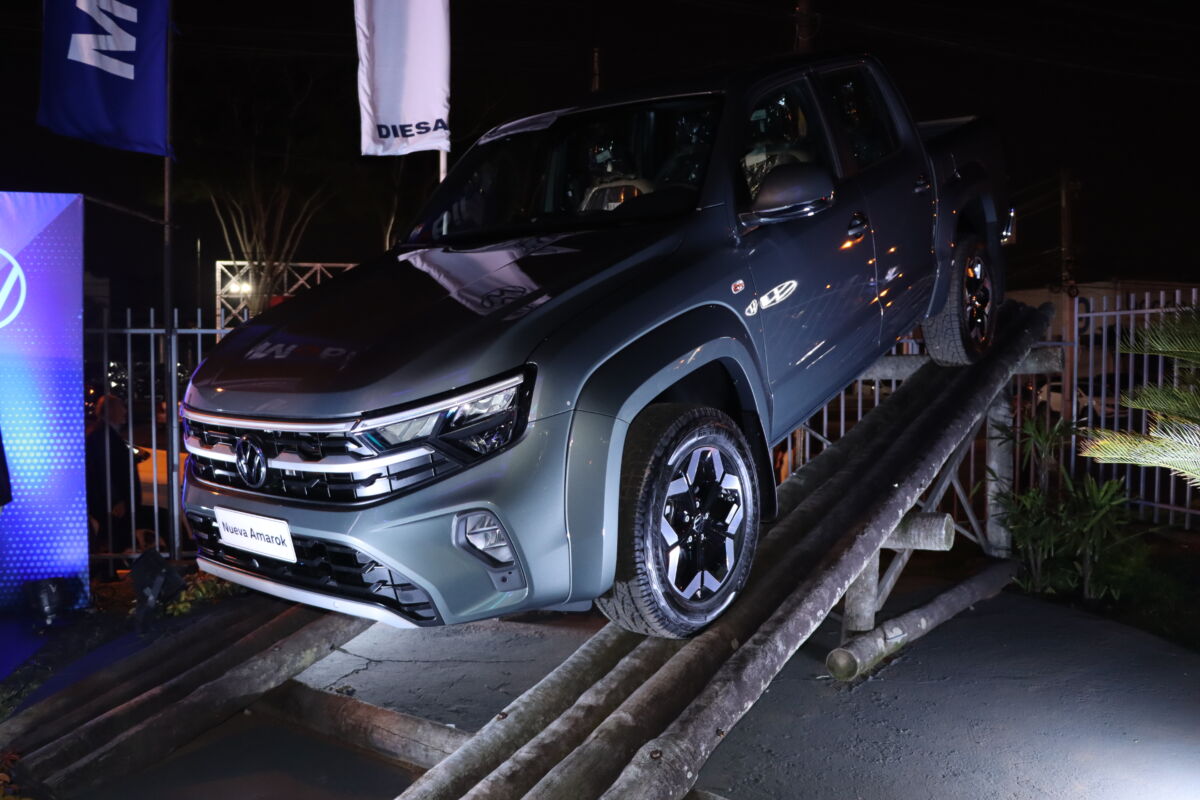 Diesa presentó su nueva camioneta Amarok de Volkswagen – Revista PLUS